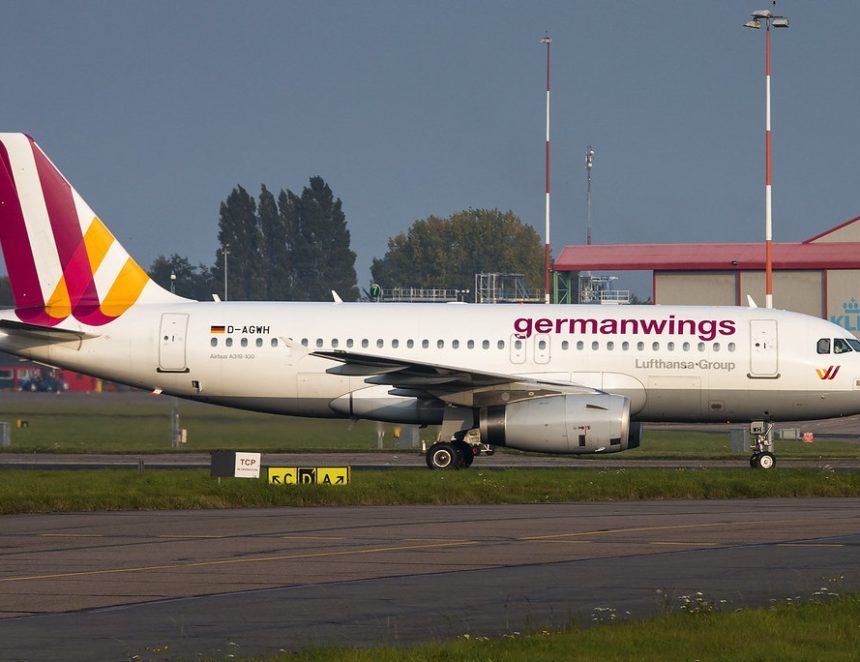 Την αναστολή λειτουργίας της German Wings ανακοίνωσε η μητρική εταιρία ...
