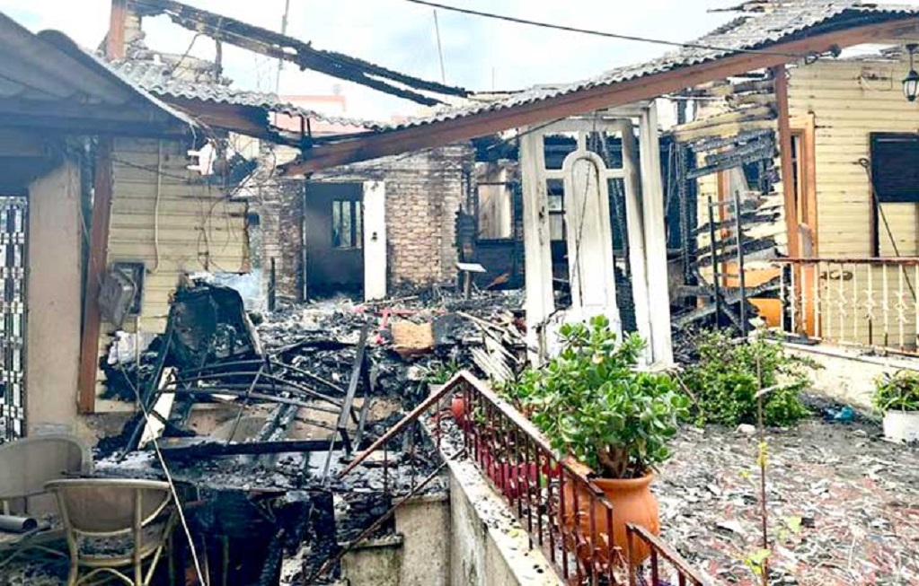 Κάηκαν ζωντανοί σήμερα τα ξημερώματα στο σπίτι τους στην πόλη της ...